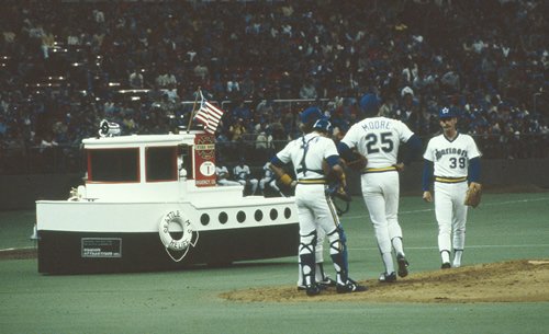 The Rebirth of Bullpen Carts and What It Means for the Game - Front ...