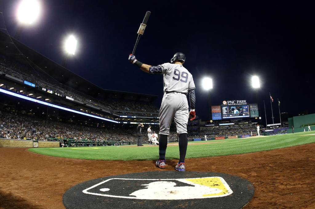 MLB Payrolls Hit Record $5.2B - Front Office Sports