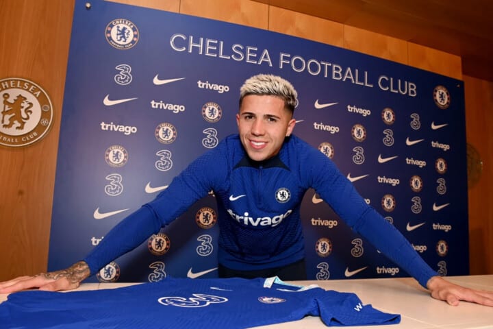 Chelsea Paces Record Premier League Spending on Transfers