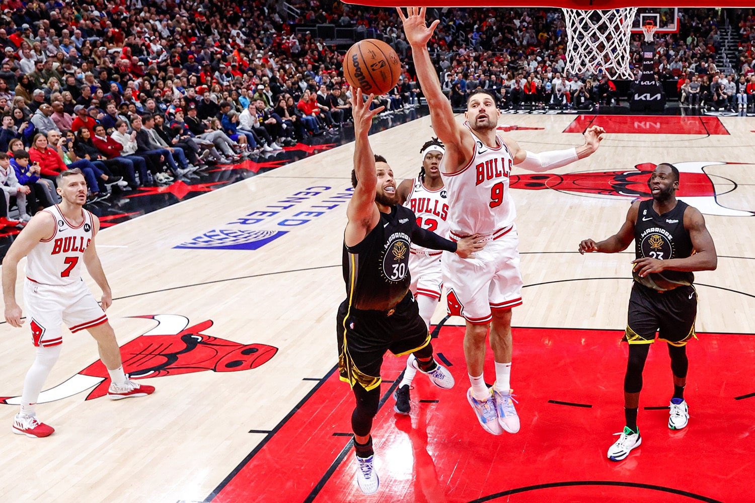 Sports Content Kings: Creating Fan-Centric Content with AI
