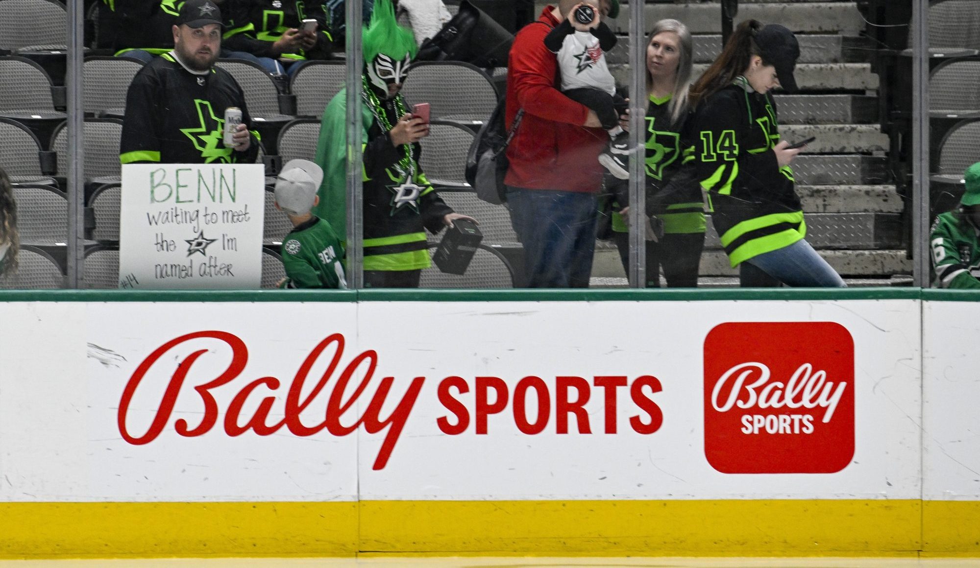 NHL Faces Complex Local Broadcast Terrain As Season Begins