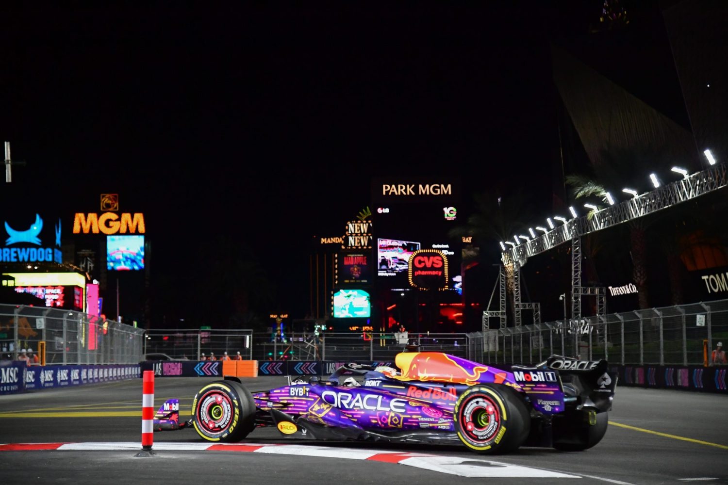 F1 Las Vegas Overnight Race Posts Strong Viewership