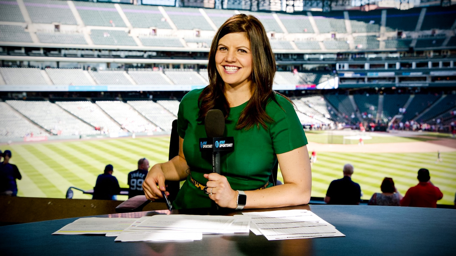 Jenny Cavnar Becomes First Female MLB Play-By-Play Announcer