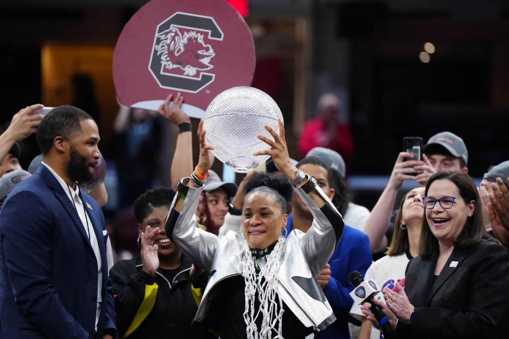 Aaron Rodgers Spurs Reported 400% Jump in Jets Season Tickets