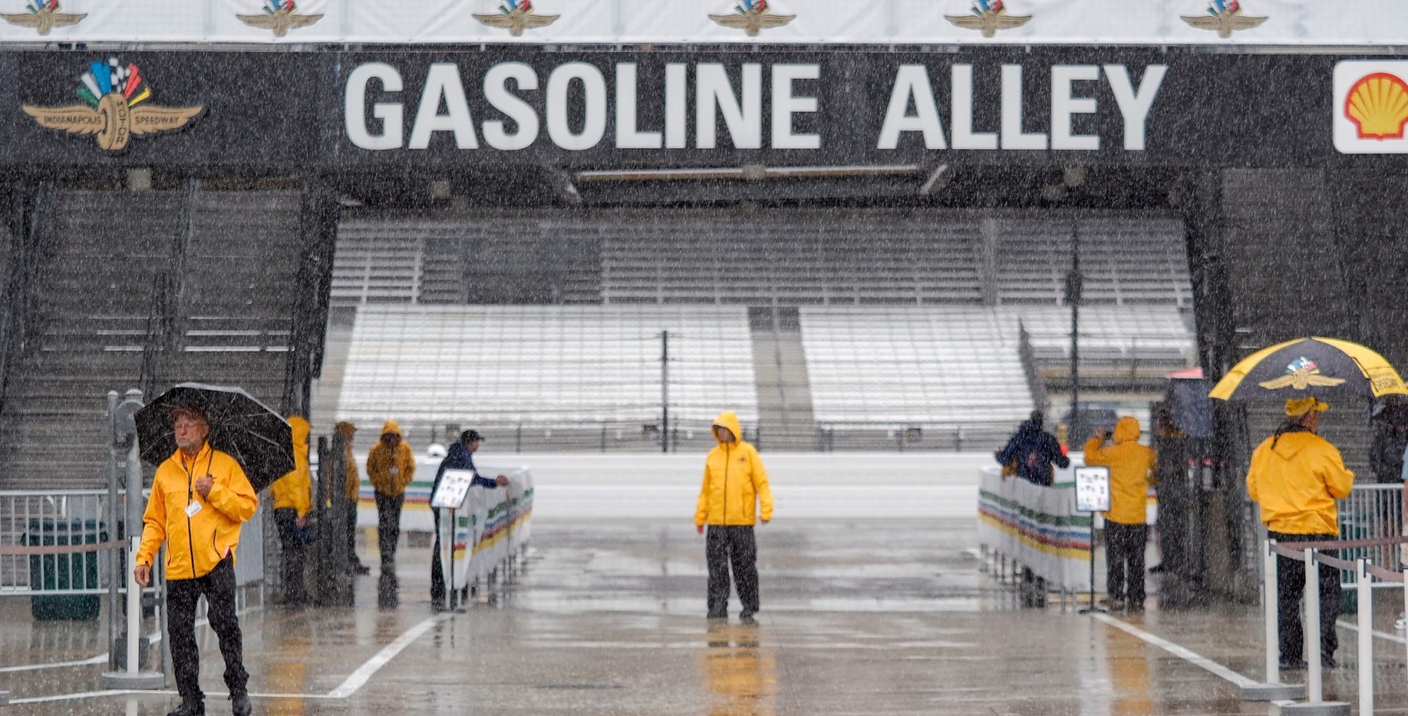 rare-indy-500-rain-could-keep-odd-blackout-tradition-going