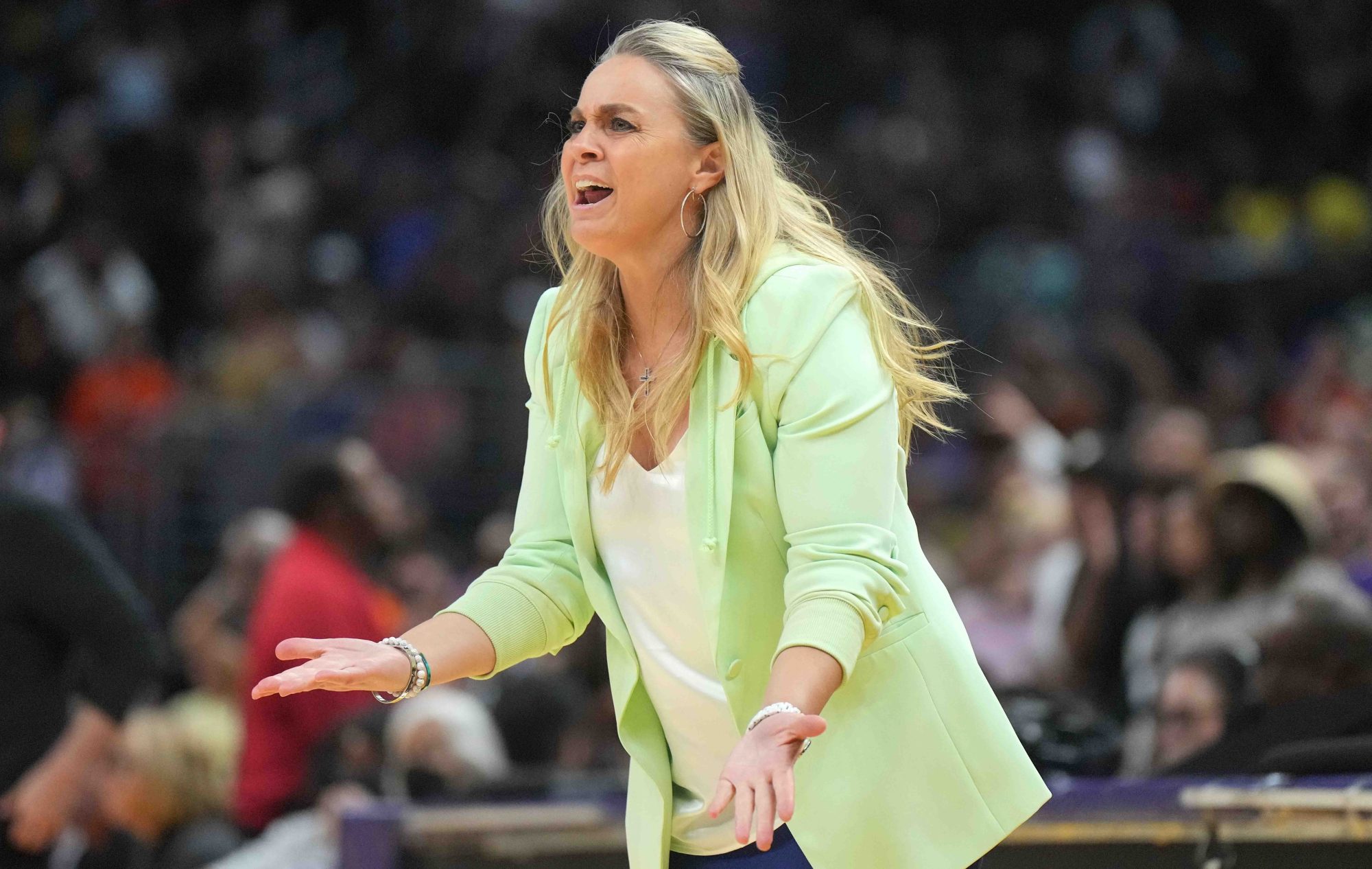 Becky Hammon Stridently Denies Pregnancy Discrimination Claims