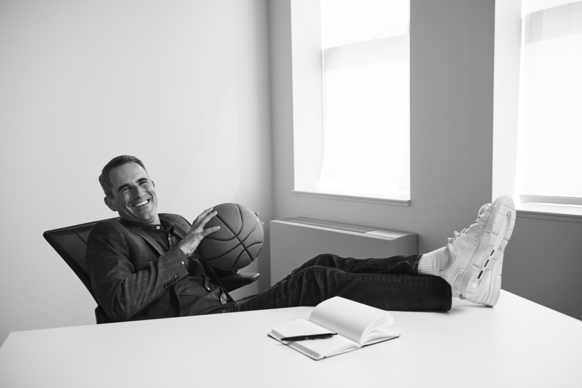 Seth Davis Launching Paywalled Basketball Site ‘Hoops HQ’