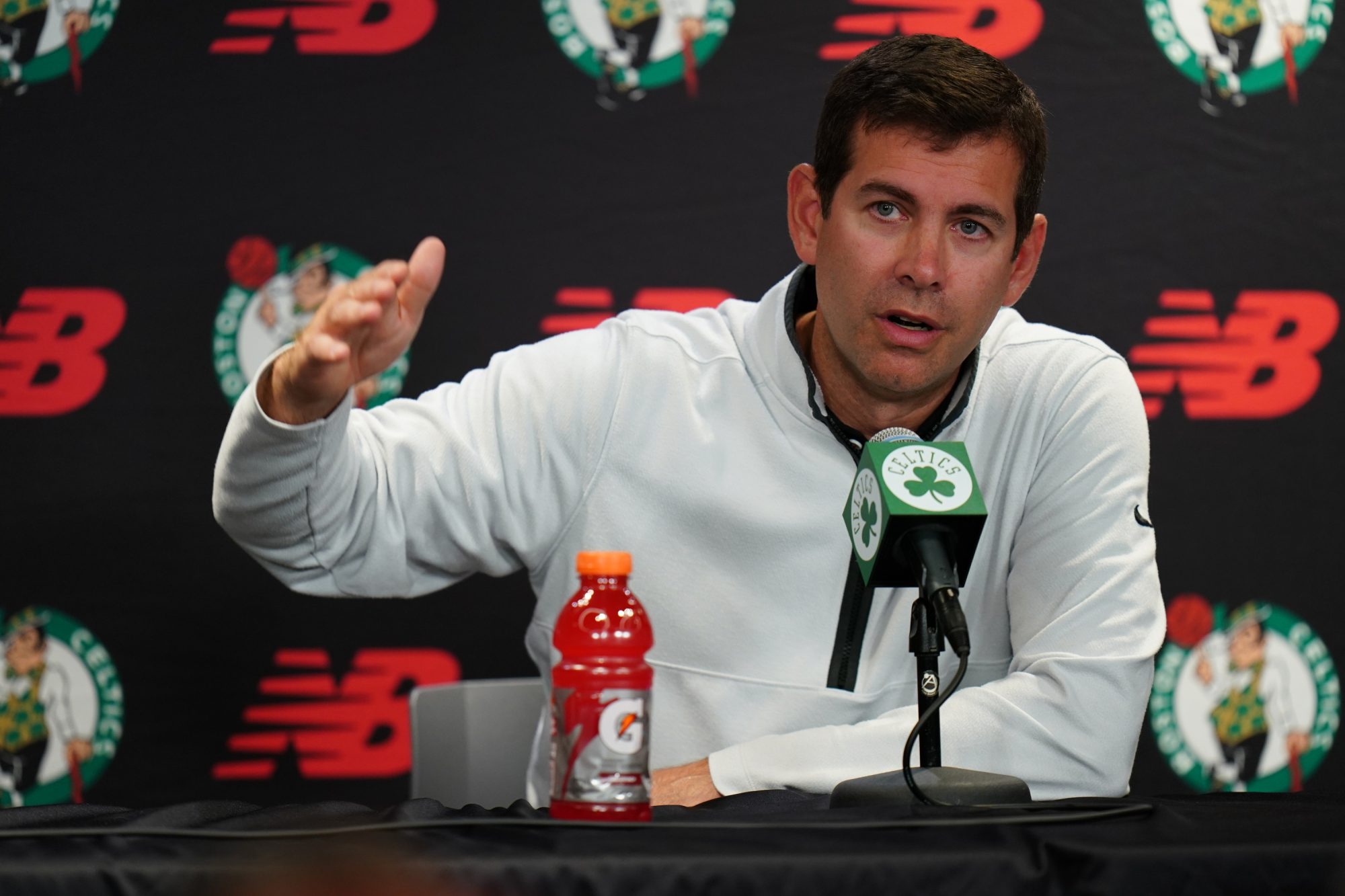 NBA GMs Rank Salary-Cap Apron As Rule That Needs to Change Most