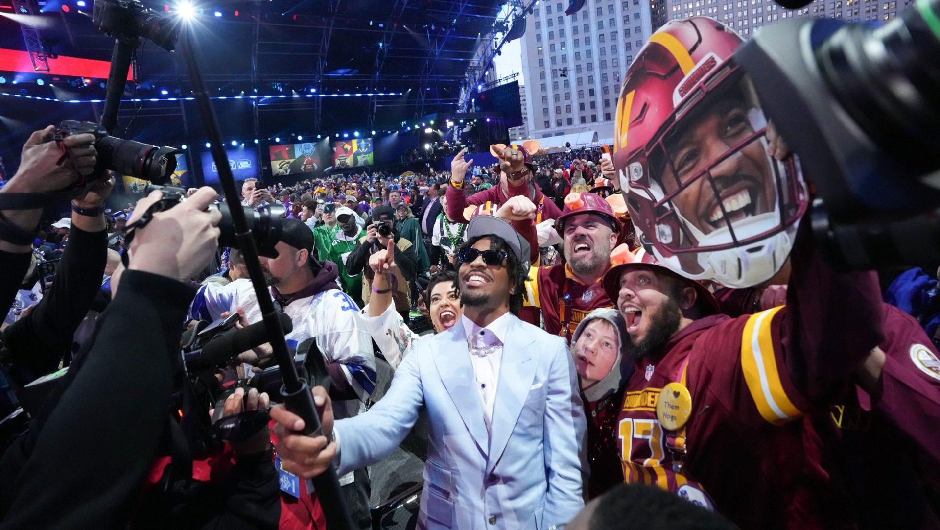 NFL Shifts Spotlight to Schedule Release, 2027 Draft Host Cities