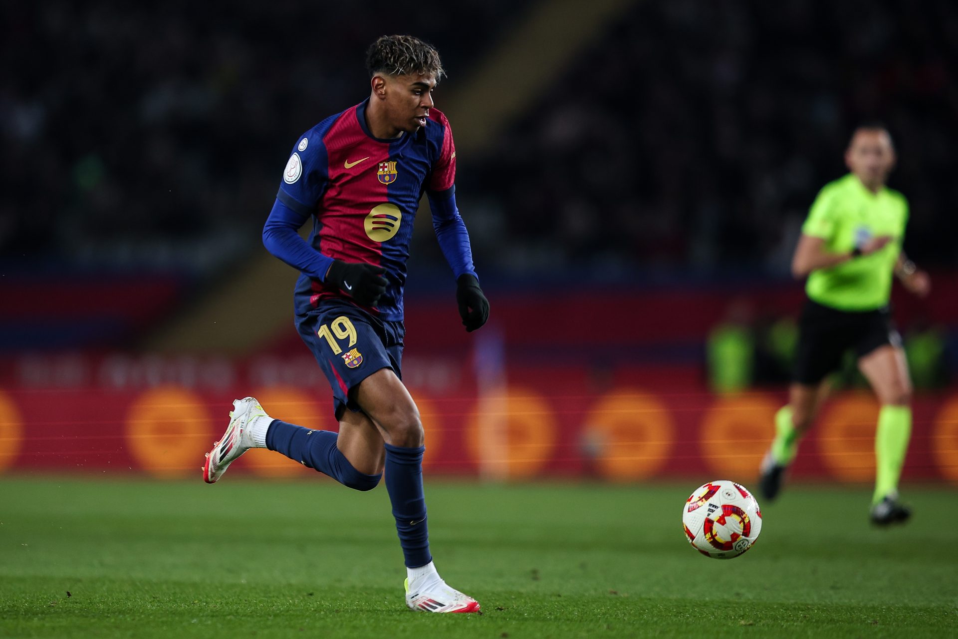 Yamine Lamal: The Pressure and Price of Barcelona's Prodigy