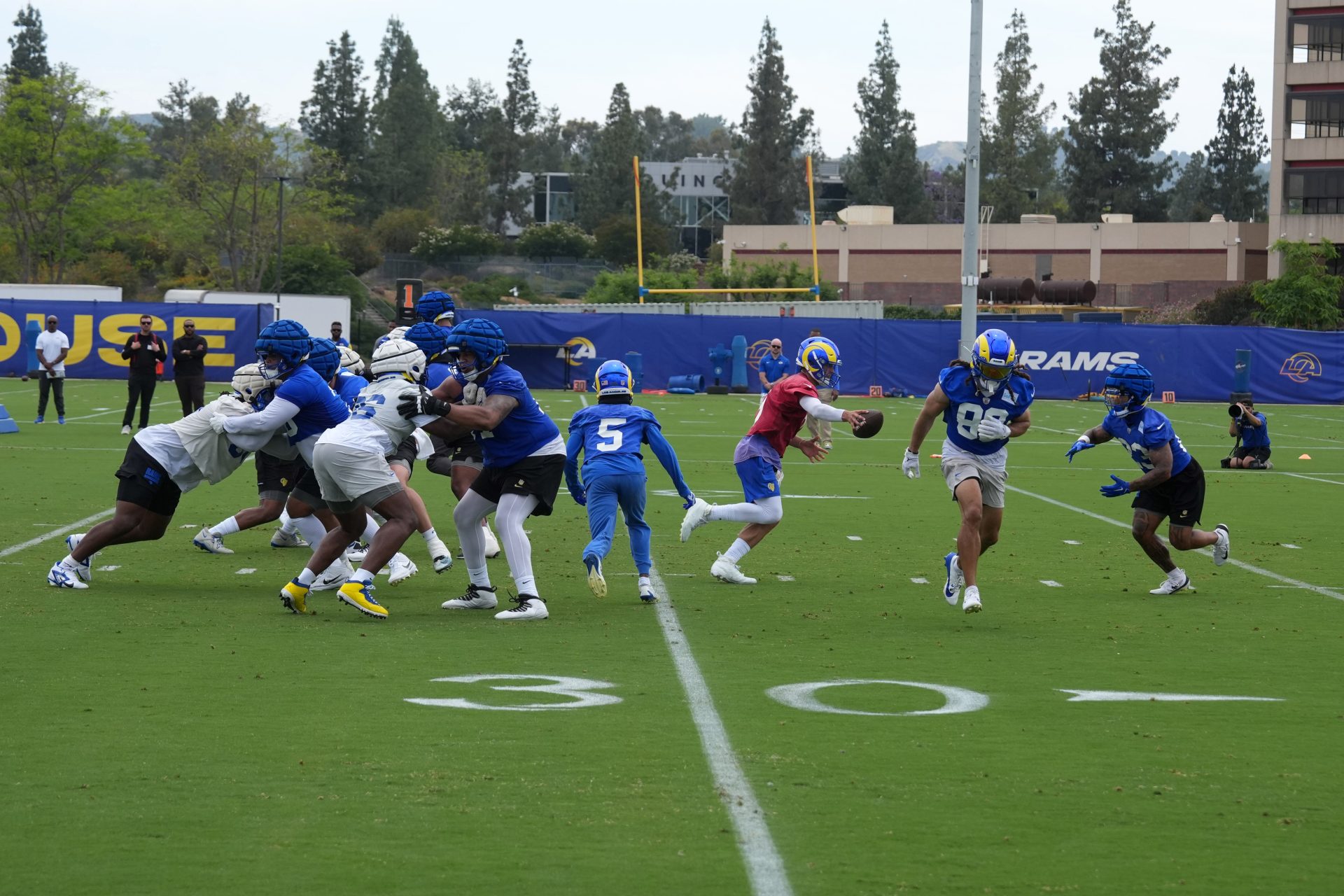 How Much Do NFL Practice Squad Players Make?