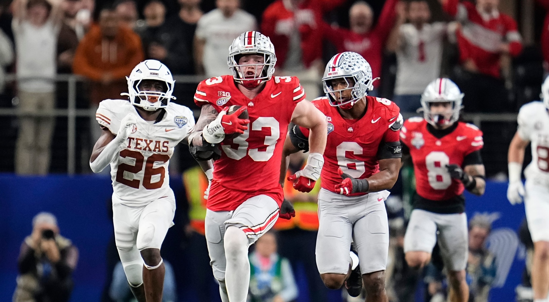 Big Ten Beating SEC in Race to $1 Billion in Revenue