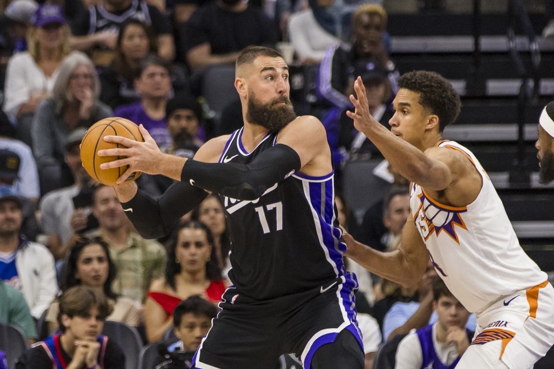 Jonas Valančiūnas Says He’ll Play for Nuggets After All