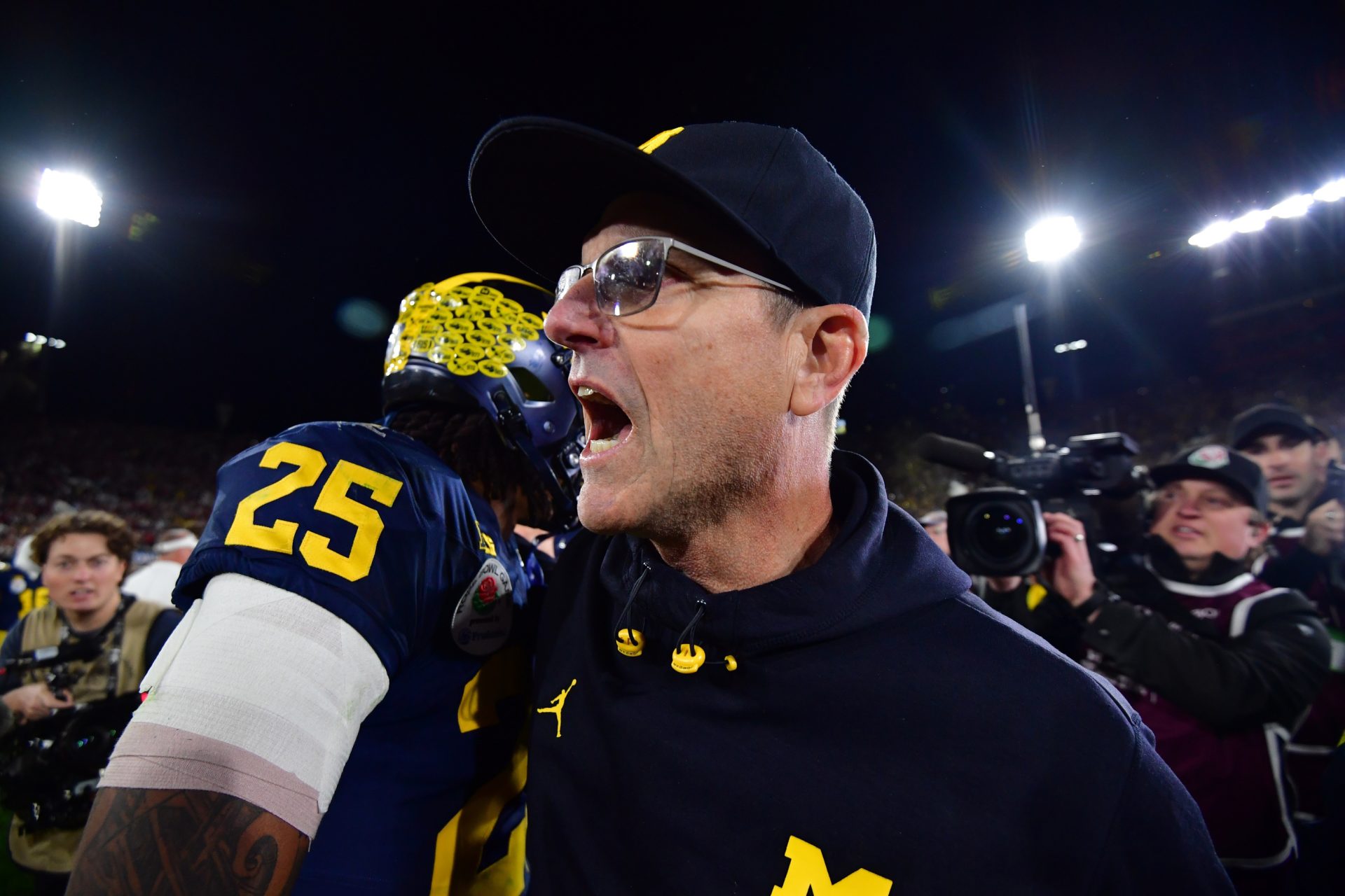 Fox Sports Fires FS1 Exec Charlie Dixon