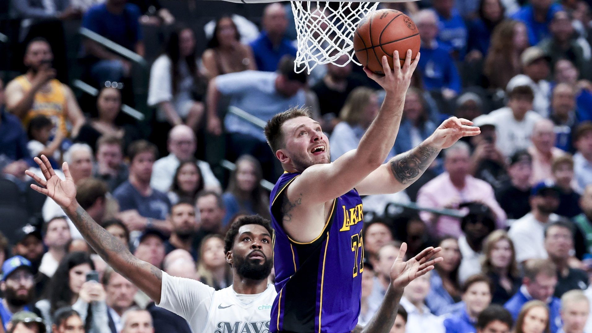 Luka Dončić Signs 3-Year Lakers Contract On 1st Day Of Eligibility