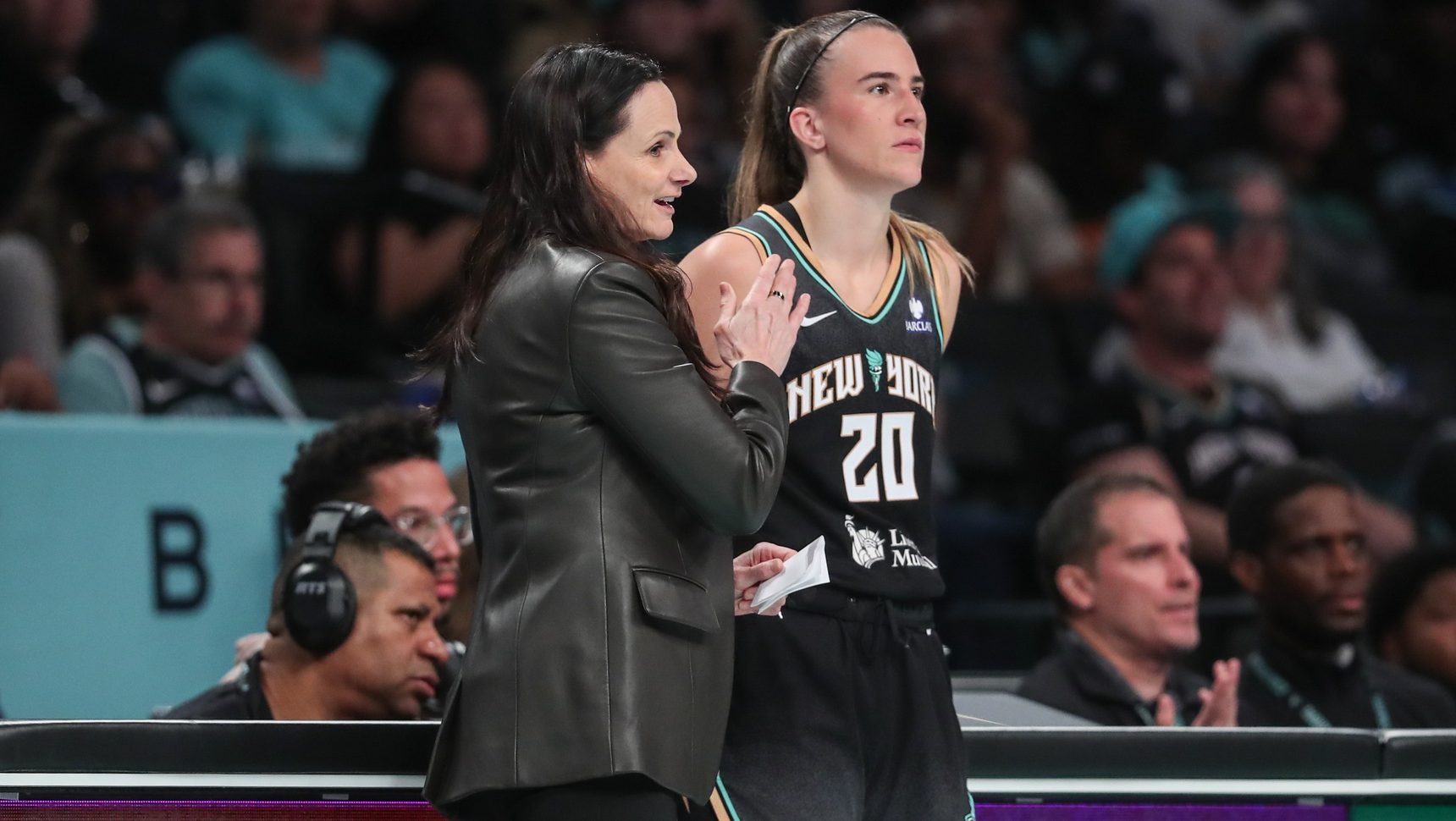 Liberty Fire Sandy Brondello One Year After Winning WNBA Title