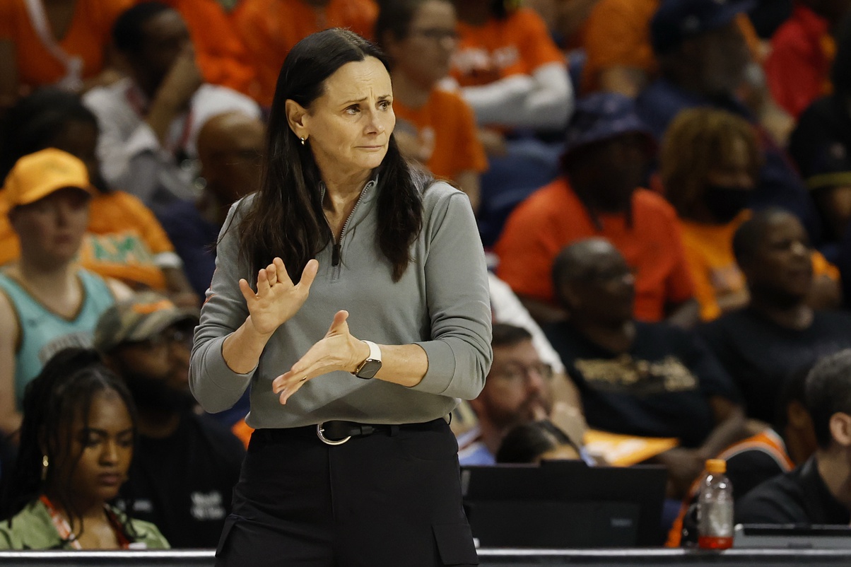 Sandy Brondello’s Hire Is Rare for Expansion Team Tempo