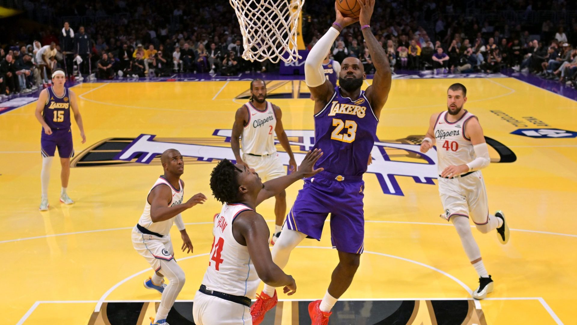 Lakers Will Not Use NBA Cup Court After Complaints