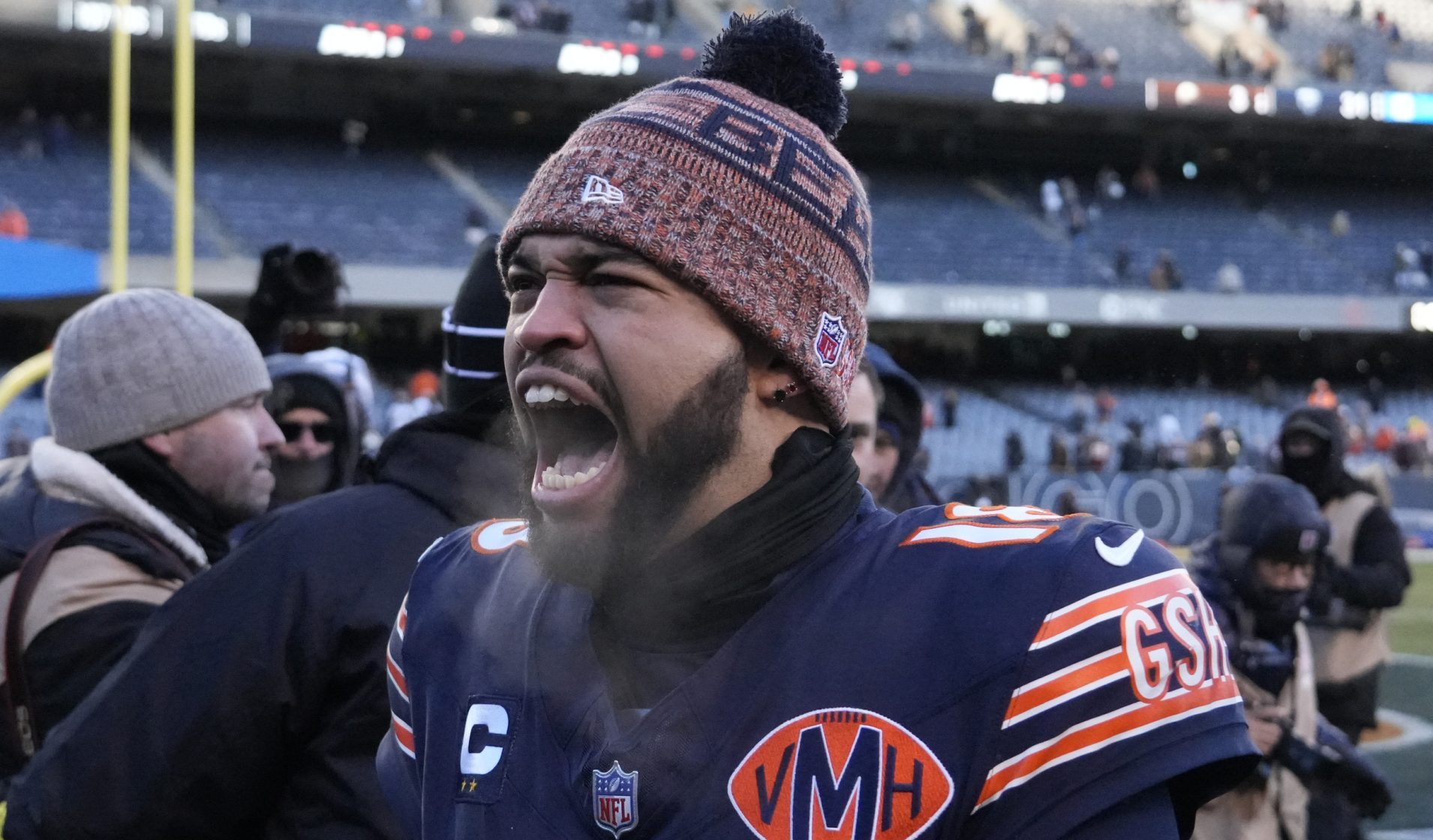 Bears, Broncos Cap Fast Turnarounds With Division Titles