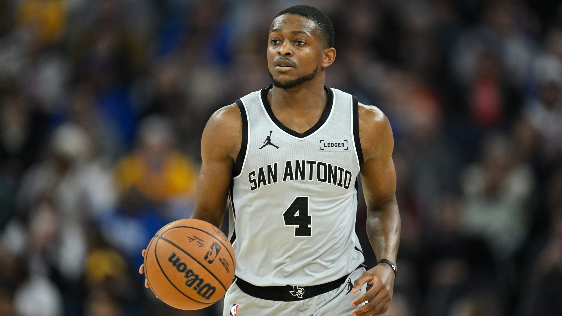 De'Aaron Fox Still With Under Armour Despite Curry Brand Divorce