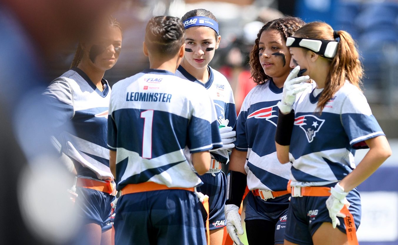 Brady, Mannings Among Investors in NFL Flag Football League