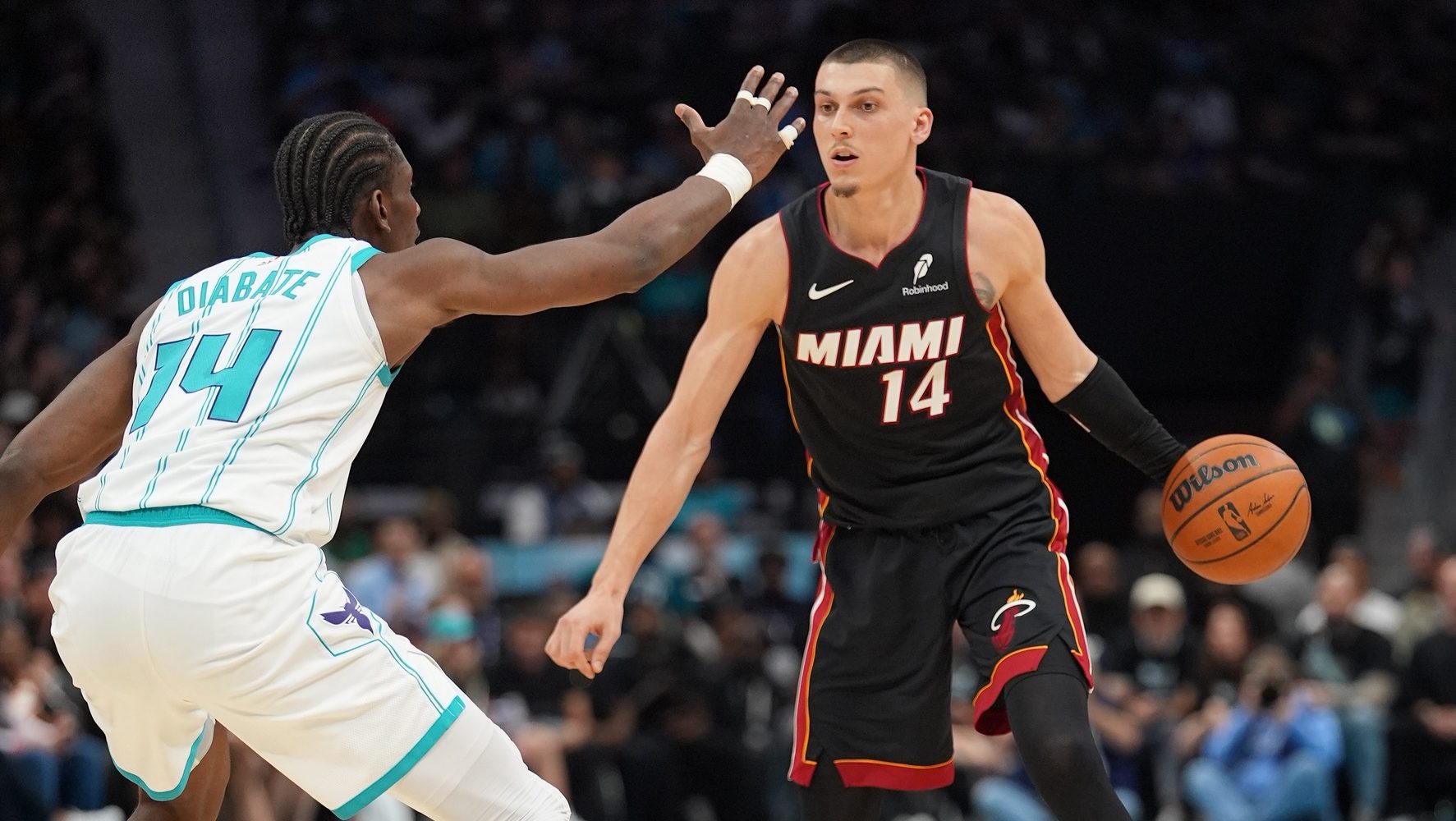 Amazon Broadcast Crashes in Final Minute of Its Biggest NBA Game Yet