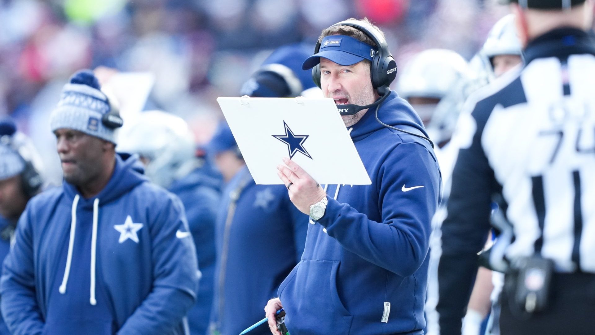 NFL Schedule Begins to Roll Out, Big Rivalry Will Kick Off 'SNF'